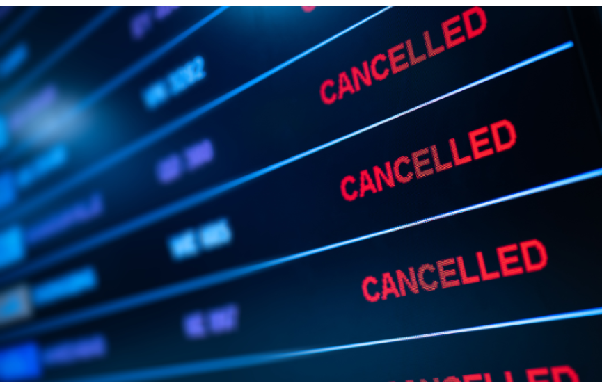 Volo cancellato o modificato: quali sono i diritti dei viaggiatori e ...